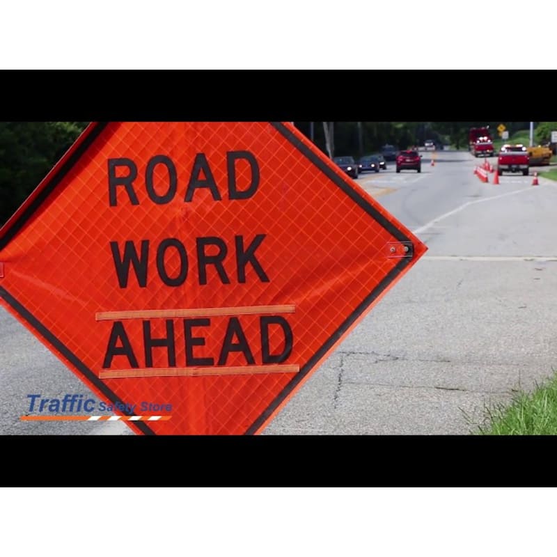 11+ Flagger 500 Ft Sign - GarnettDeven