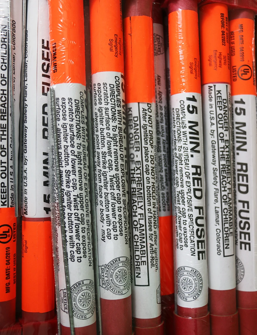 Case (36) of 15 Minute Fusee (Flare) with Wire Stand | FUSEE-15WS ...