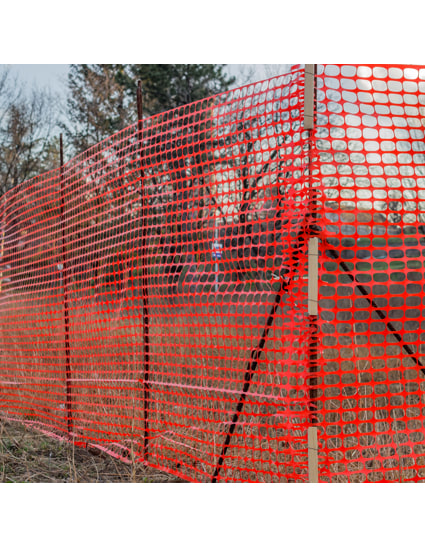 4' x 100' Standard Duty Roll of Orange Construction Fence (0.33 oz/sq ...