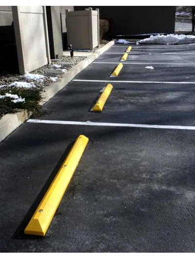 6' Heavy-Duty Yellow Parking Block w/ Galvanized Spikes | PBI6YRB ...